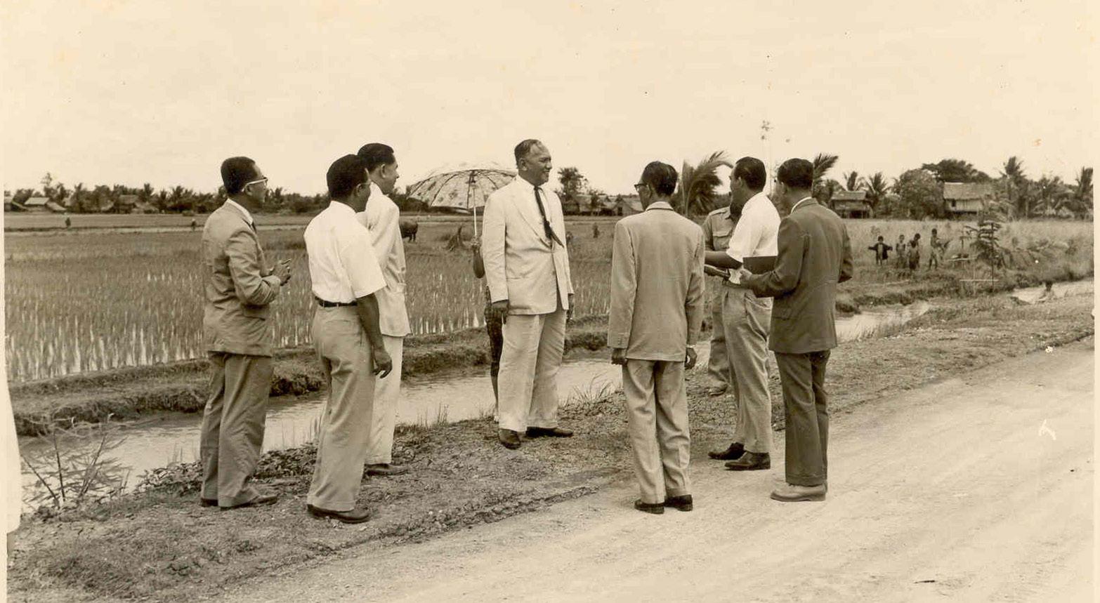 วิวัฒนาการ มหาวิทยาลัยเทคโนโลยีพระจอมเกล้าธนบุรี - KMUTT Library